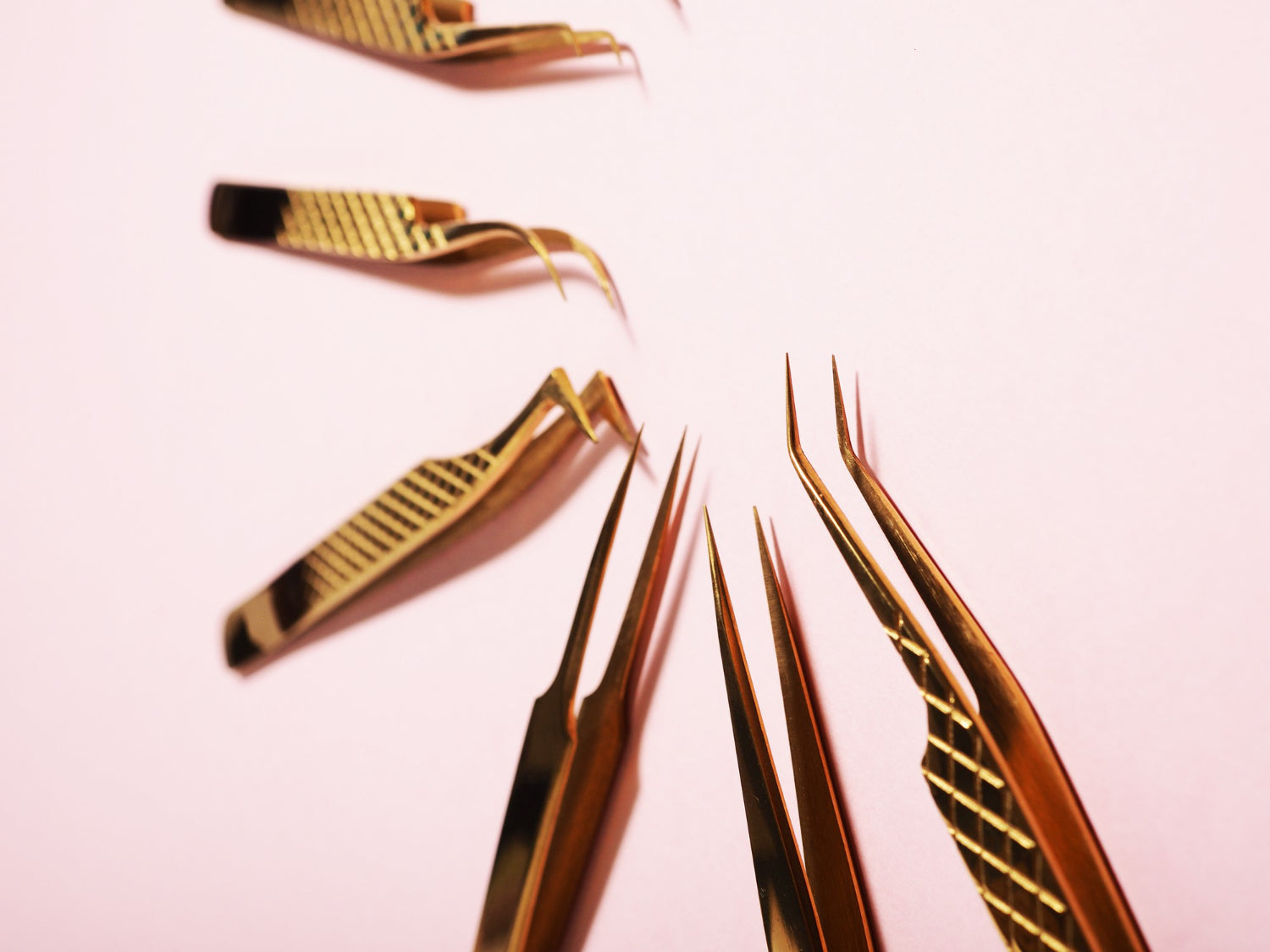 Tweezers Survival Guide / Types and How to Use Them – LuxuryLashAcademy